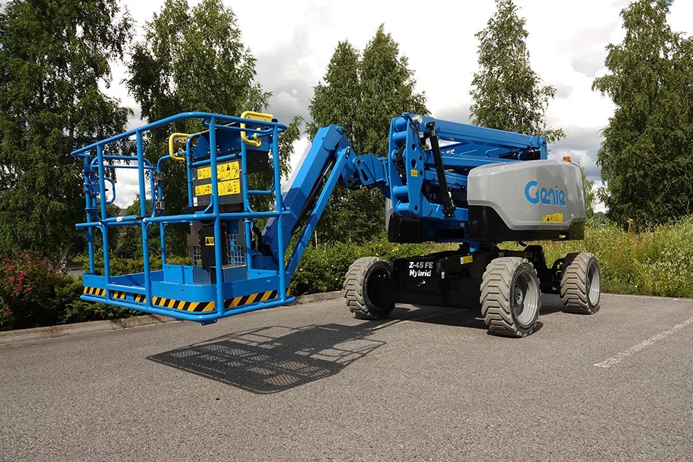 Utleie Bomlift Genie Z hybrid 16 meter - Petol AS